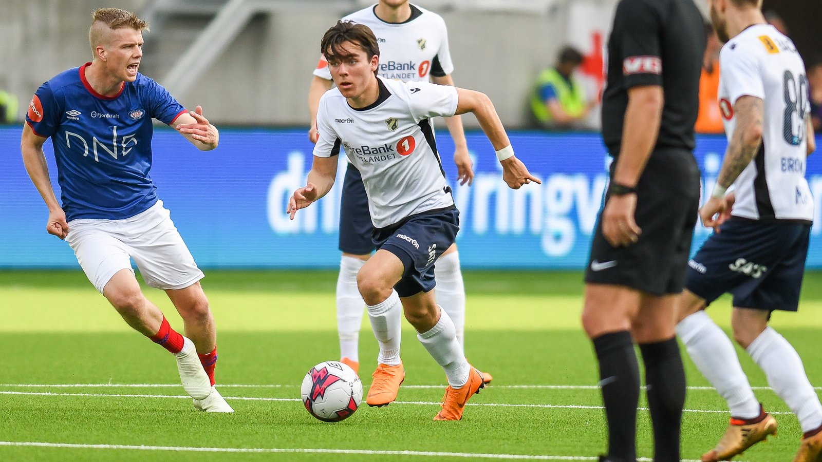 Lagoppstilling mot Vålerenga / Stabæk Lagoppstilling mot Vålerenga / Stabæk